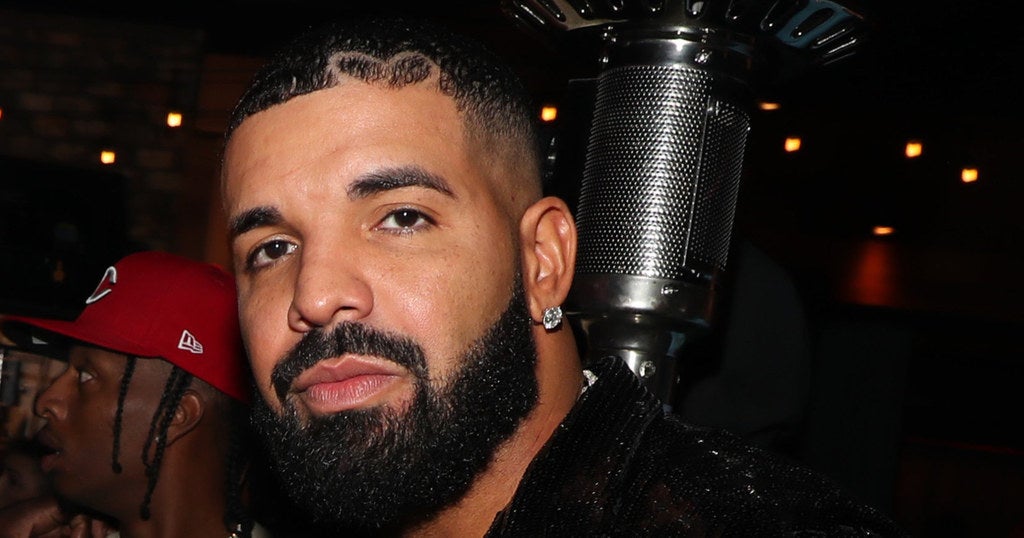 Drake Credited R. Kelly On His New Album And Fans Are Angry