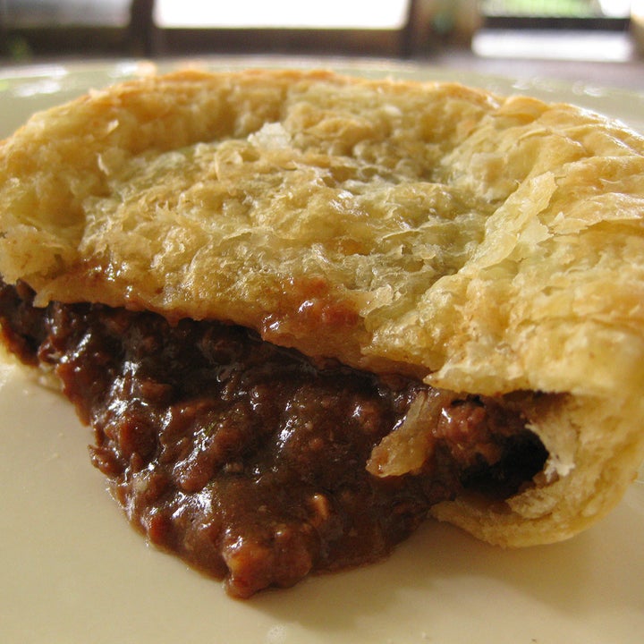 Australians Are Sharing The Best Way To Eat A Meat Pie And It's Caused ...