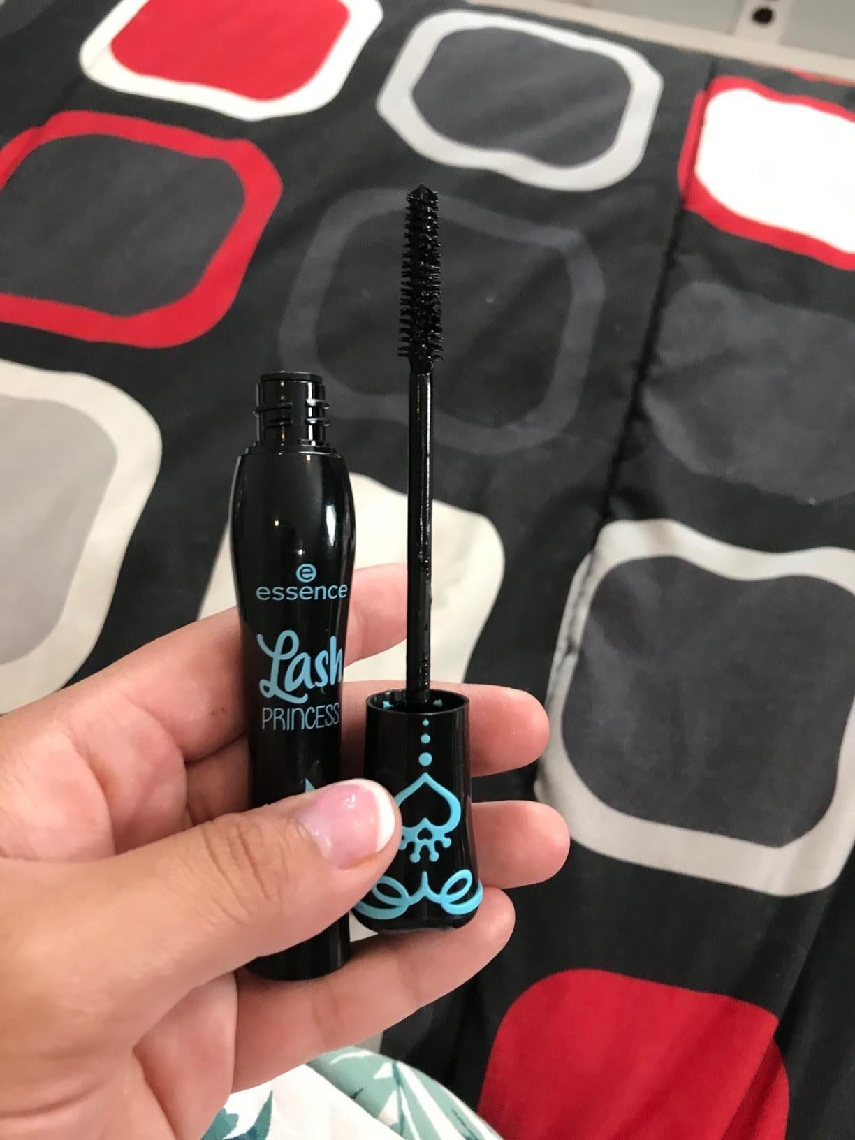 21 Best Cheap Drugstore Mascaras For Fuller Lashes 2021