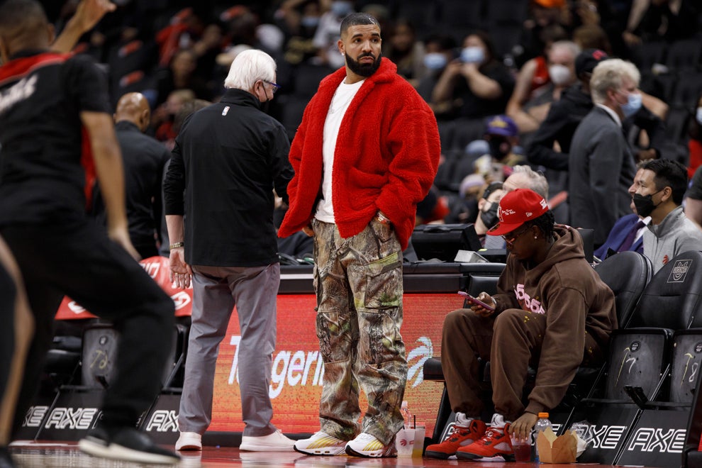 Drake Threatened To Quit "Degrassi" Over Wheelchair Dispute And Fears ...