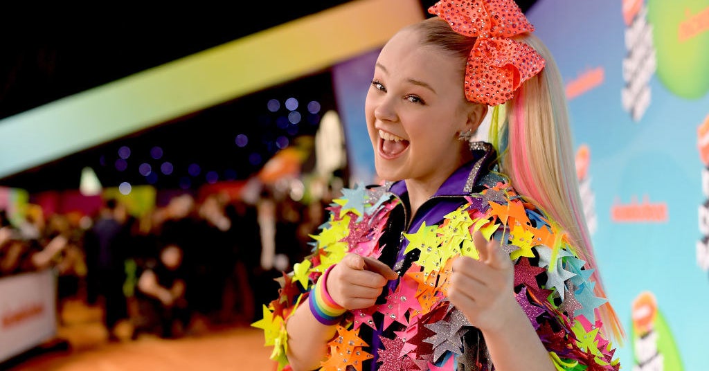 JoJo Siwa Has Brown Hair, Dancing With The Stars Costume