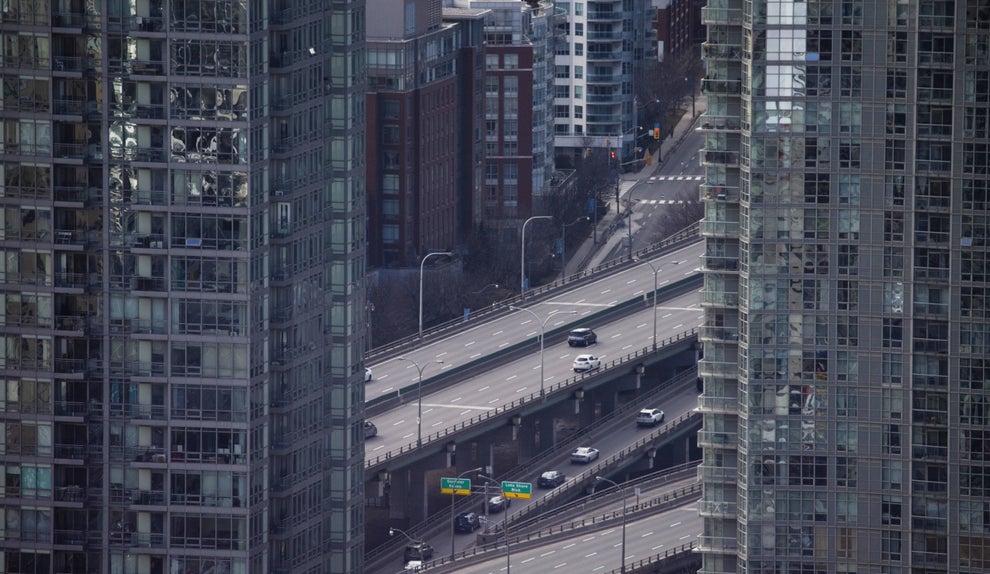 16 Unusual Things People Think Of When They Land In Toronto