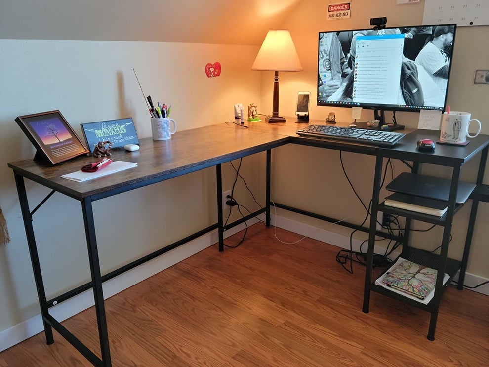 18 Best L-Shaped Desks To Maximize Home Office Space