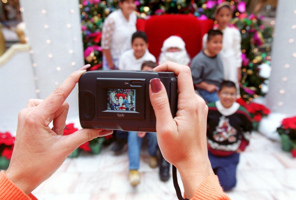 Long Live Mall Santas! Photos Of The Holiday Tradition That Never Dies