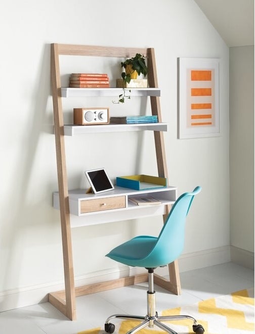 45 Best Small Desks For Small Spaces
