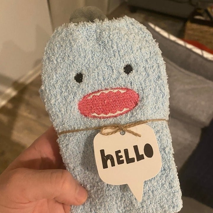 18 Best Fuzzy Socks To Keep Your Feet From Freezing