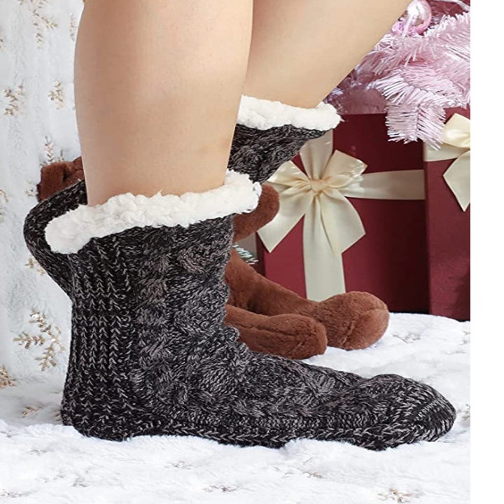 18 Best Fuzzy Socks To Keep Your Feet From Freezing