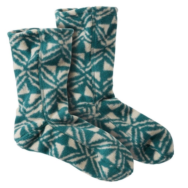18 Best Fuzzy Socks To Keep Your Feet From Freezing