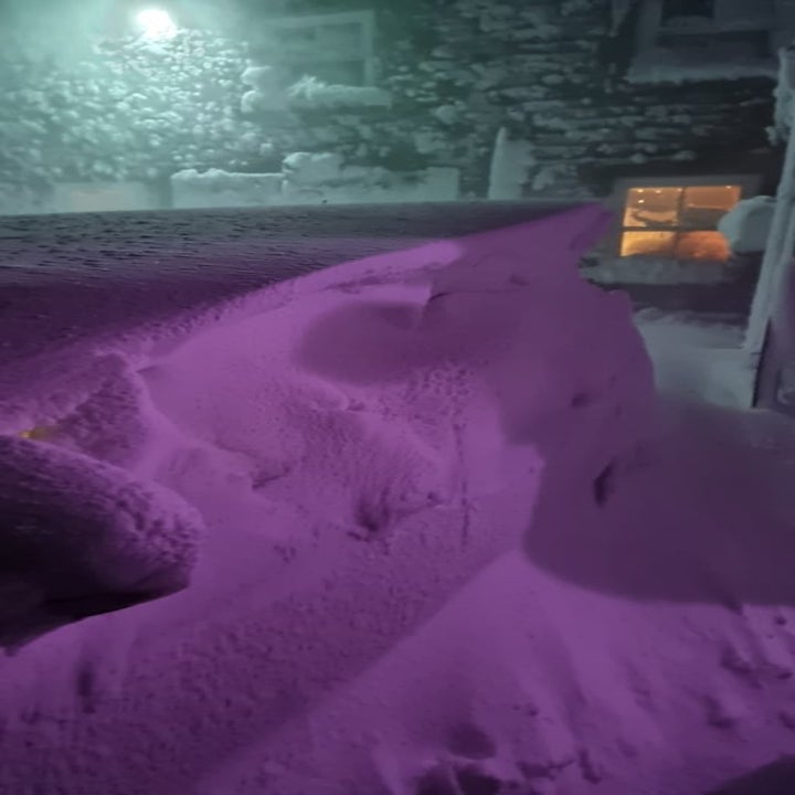 Snow Strands Dozens For 3 Nights In Yorkshire Pub