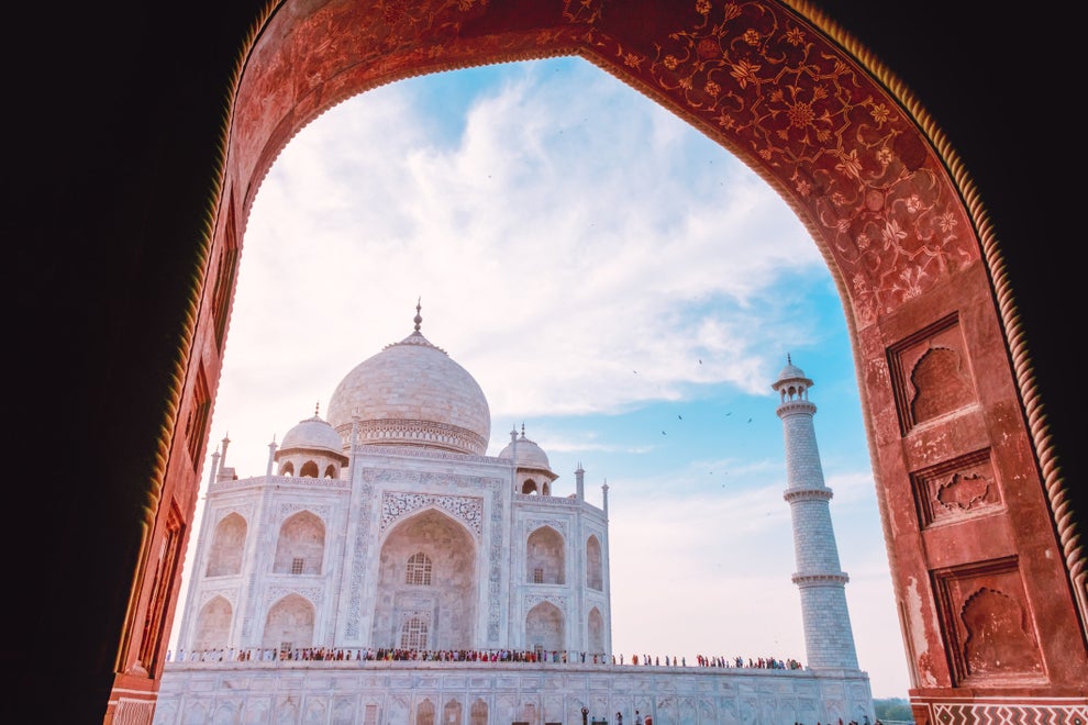 30 Tourist Attractions Abroad That Are Worth The Hype