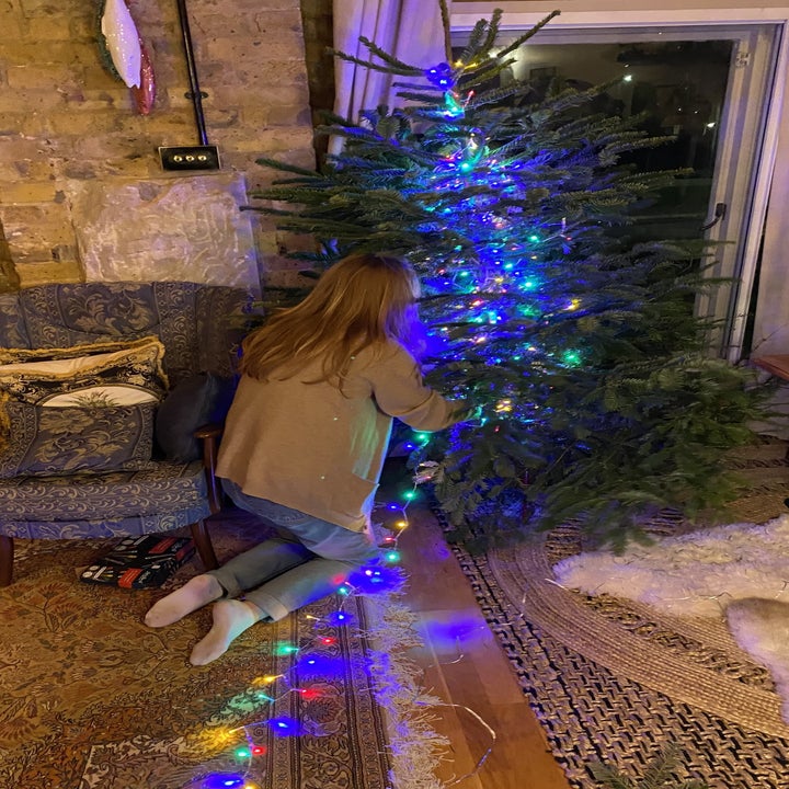 This Tiktok Christmas Tree Hack Is Going Viral – I Tried It Out And ...