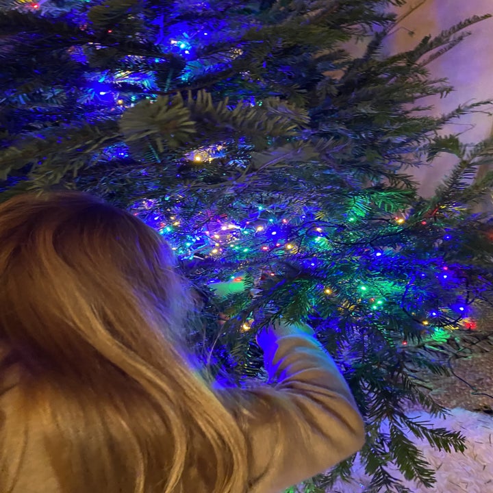 This Tiktok Christmas Tree Hack Is Going Viral – I Tried It Out And ...