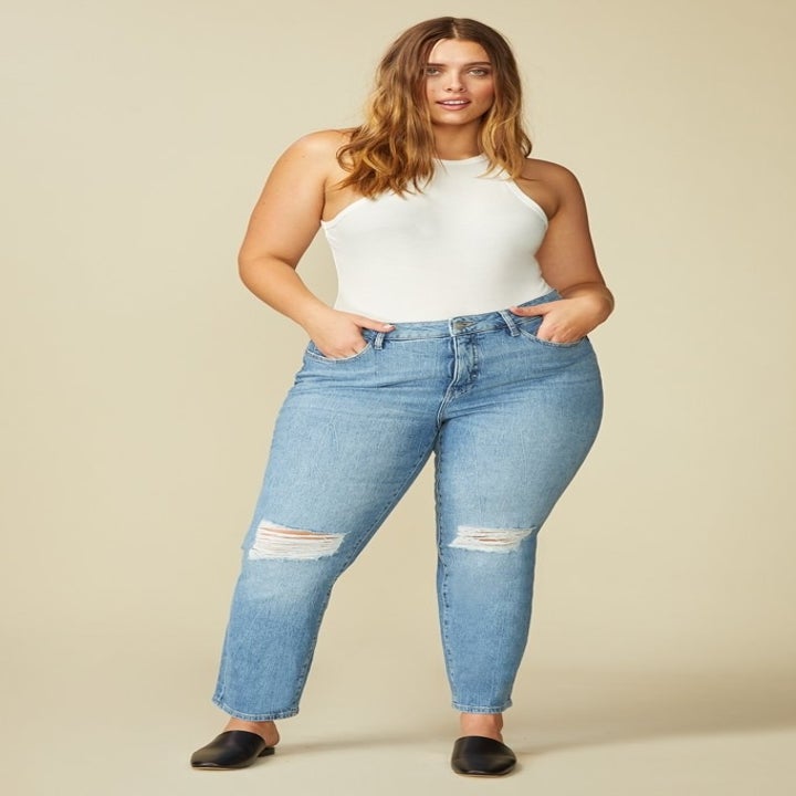 17 Best Plus Size Jeans That Are *Actually* Comfortable