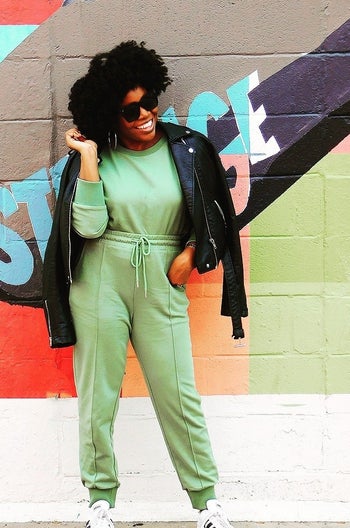 39 Things That Solve The "I Have Nothing To Wear" Problem