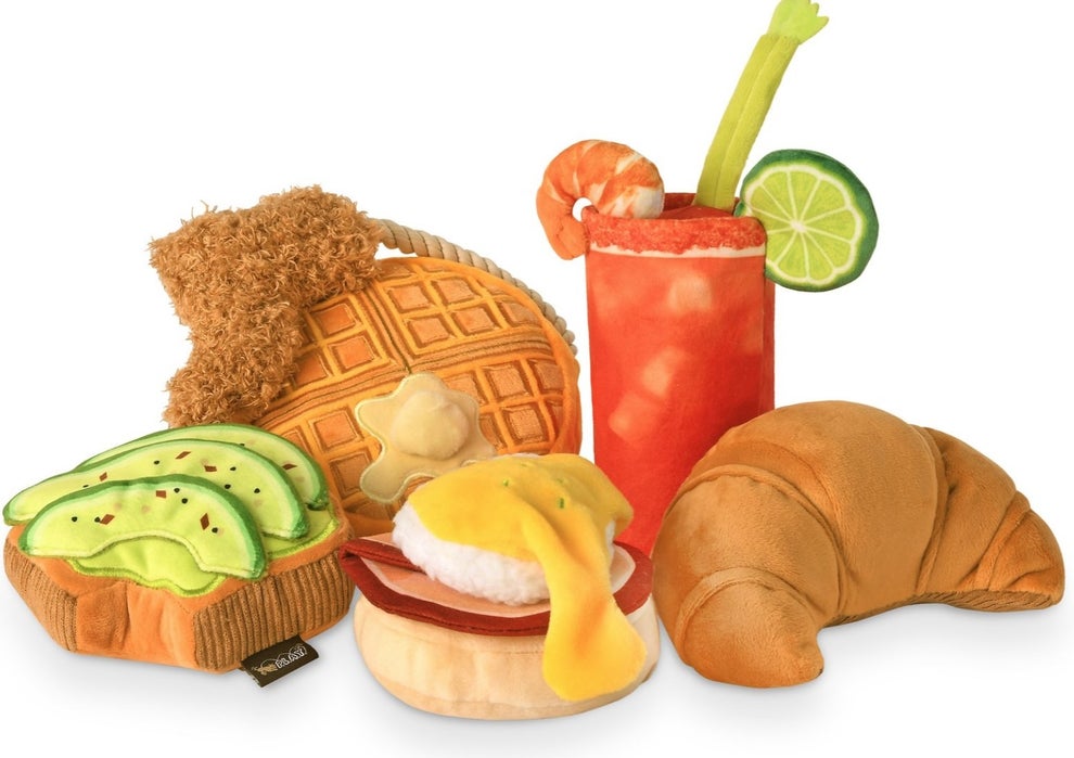 25 Things From Chewy That’ll Spoil Your Pet