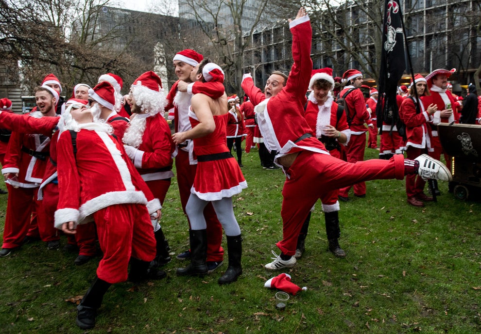 In Photos, An Ode To The Hot Mess That Is SantaCon