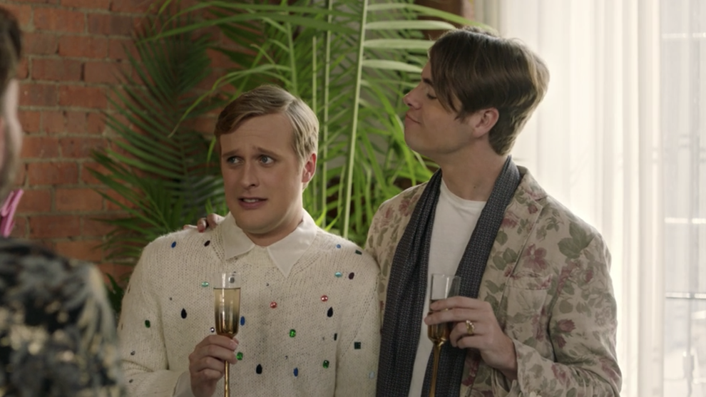 Ranking Elliott's Best Outfits In "Search Party"