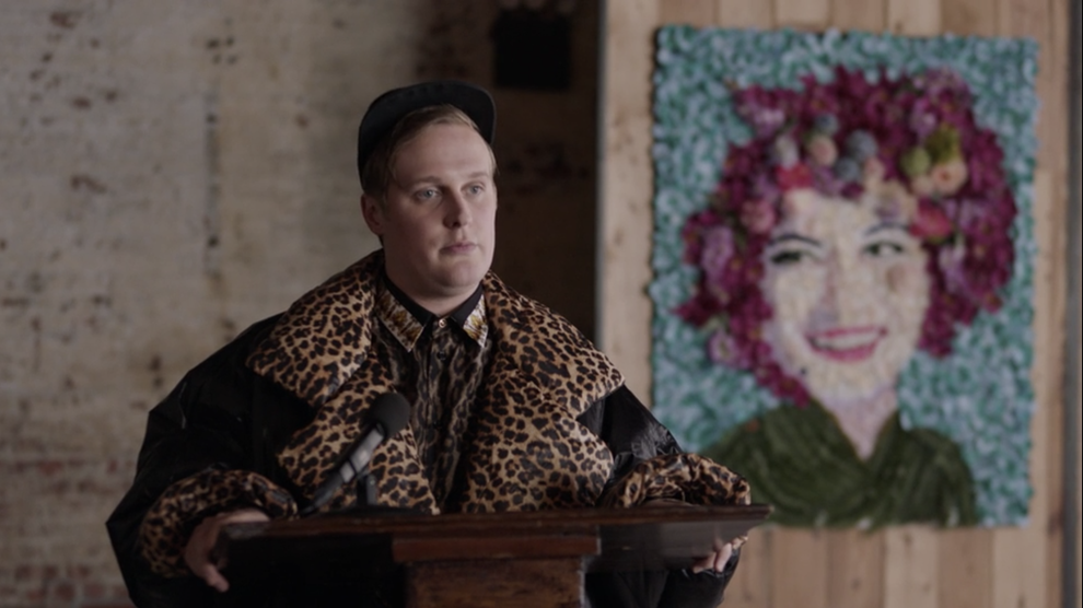 Ranking Elliott's Best Outfits In "Search Party"