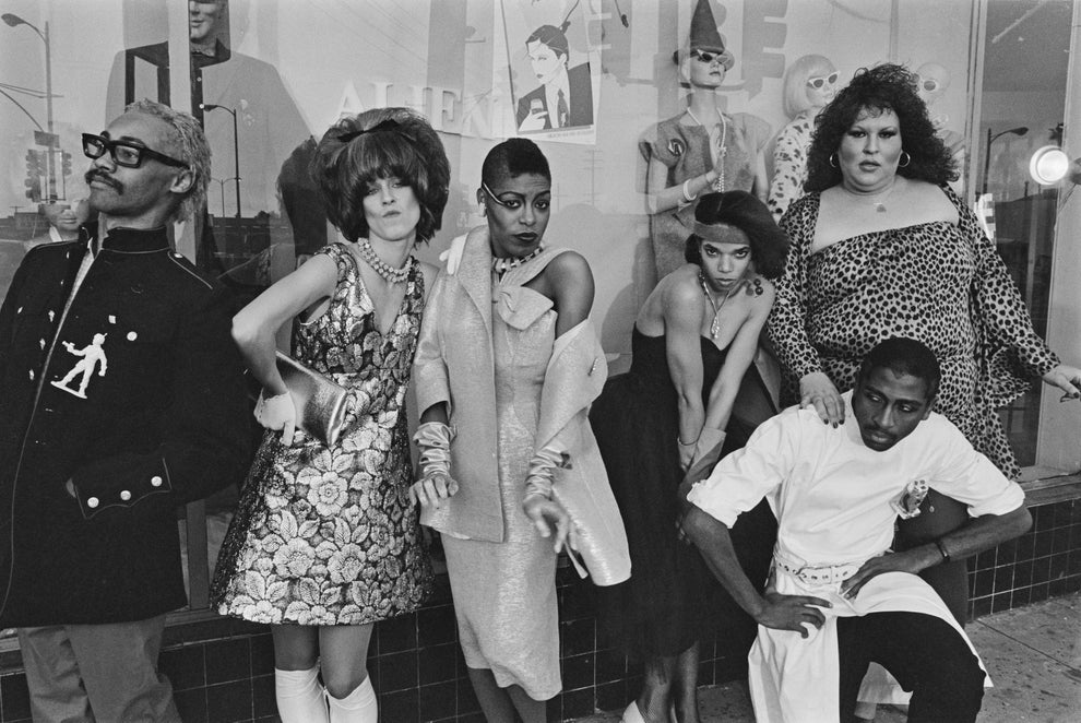 Photos Of Opera Gloves, TikTok's Newest Fashion Trend