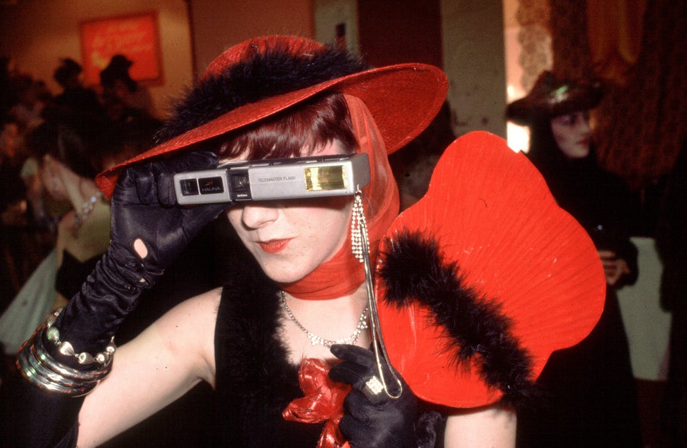 Photos Of Opera Gloves, TikTok's Newest Fashion Trend