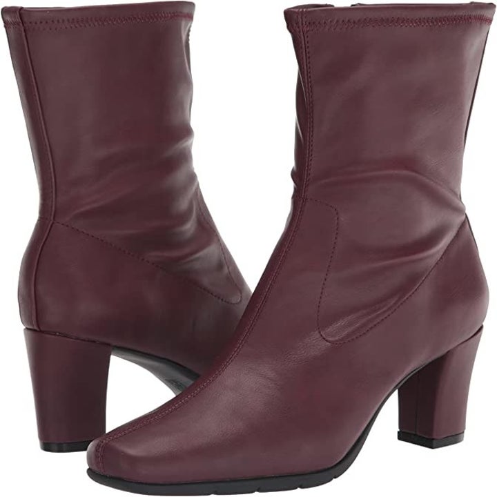 11 Best Go-Go Boots For Getting Your Groovy On 2022