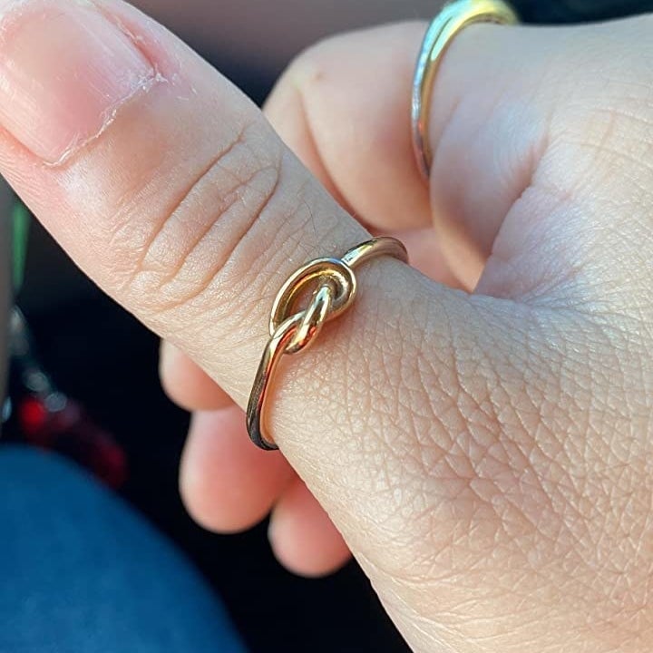 15 Best Promise Rings For You And Your Loved One 2022