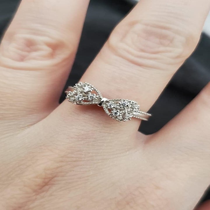 15 Best Promise Rings For You And Your Loved One 2022