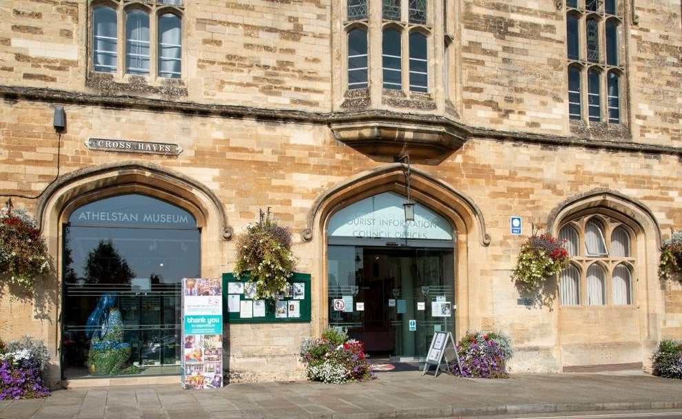 15 Funny Historical Facts That Are Also Mind-Blowing