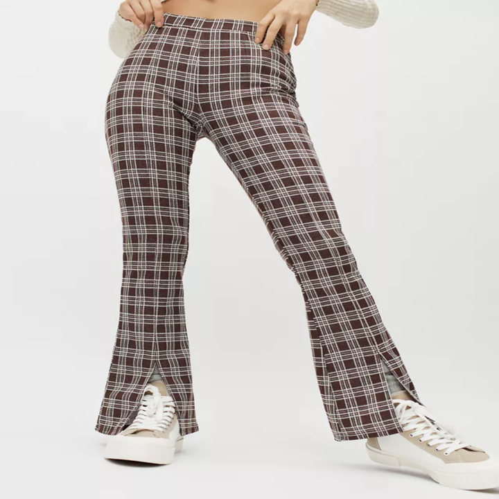 27 Best Plaid Pants You'll Want To Wear All The Time