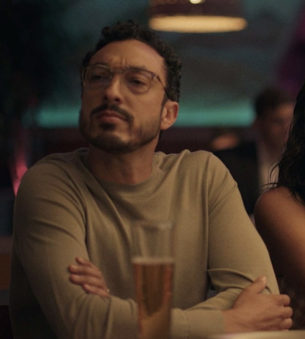 12 Photos Of The Insecure Cast In Their First And Last Episode