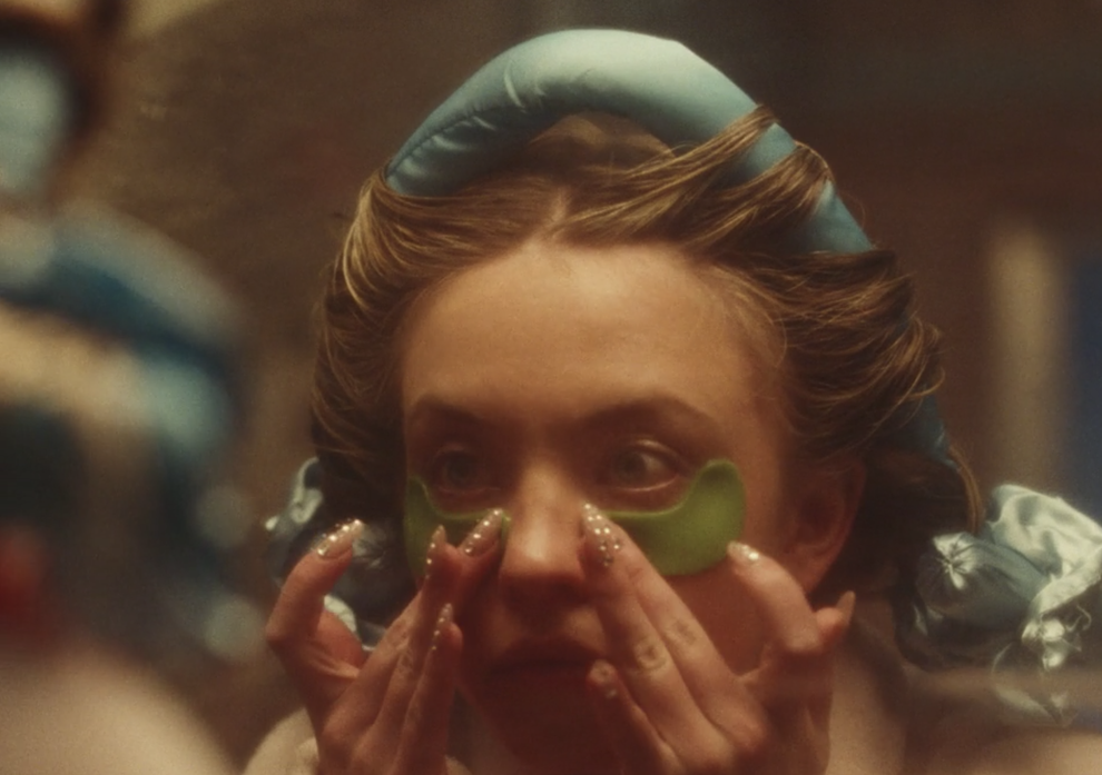 Euphoria Makeup Looks: 12 Behind-The-Scenes Beauty Secrets