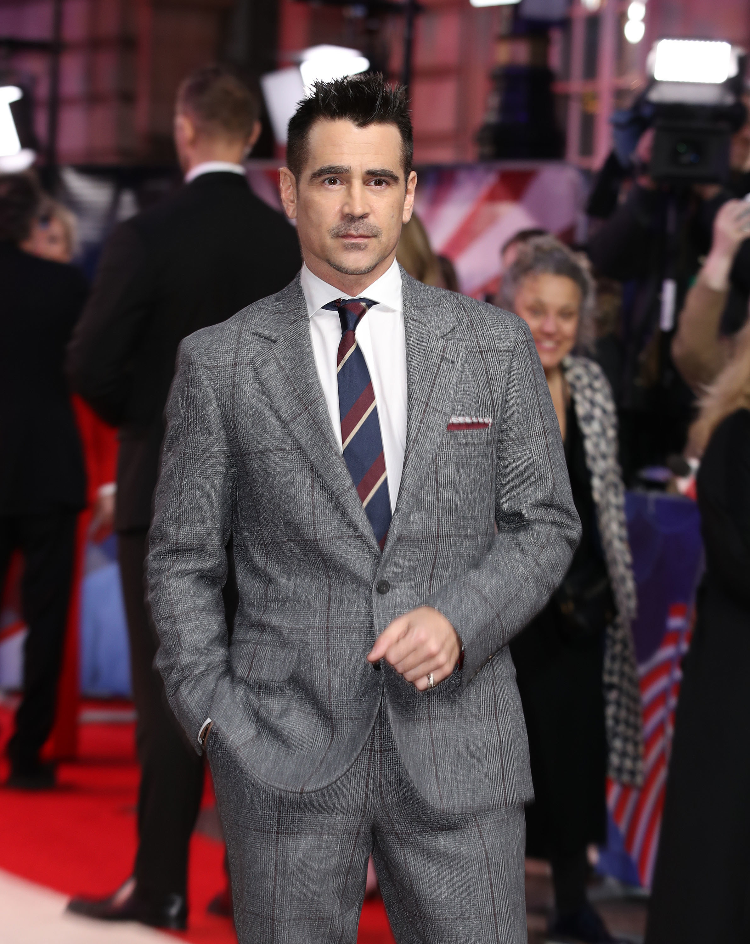 Colin Farrell’s Penguin Banned From Smoking in The Batman