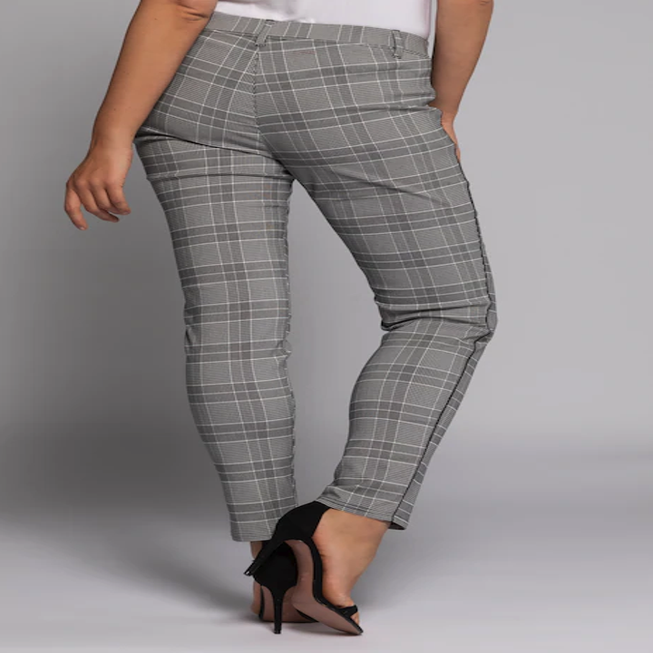 27 Best Plaid Pants You'll Want To Wear All The Time