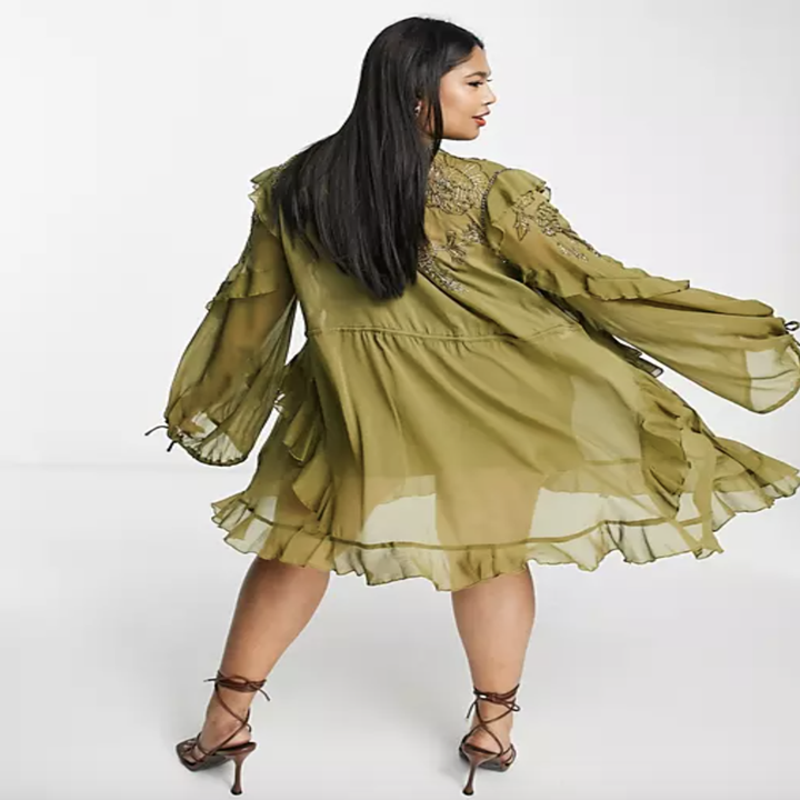 52 Pieces Of Clothing That Just Scream “Fashion”