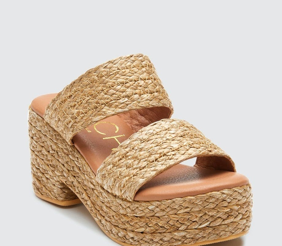 48 Stylish Things For Warm Weather Vacations