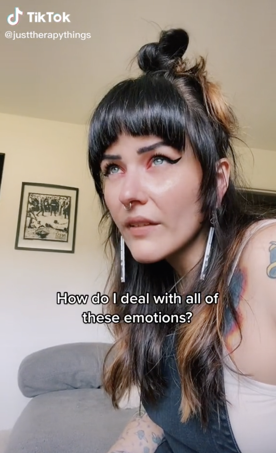 TikTok Therapist Recommends Dunking Face In Water For Anxiety