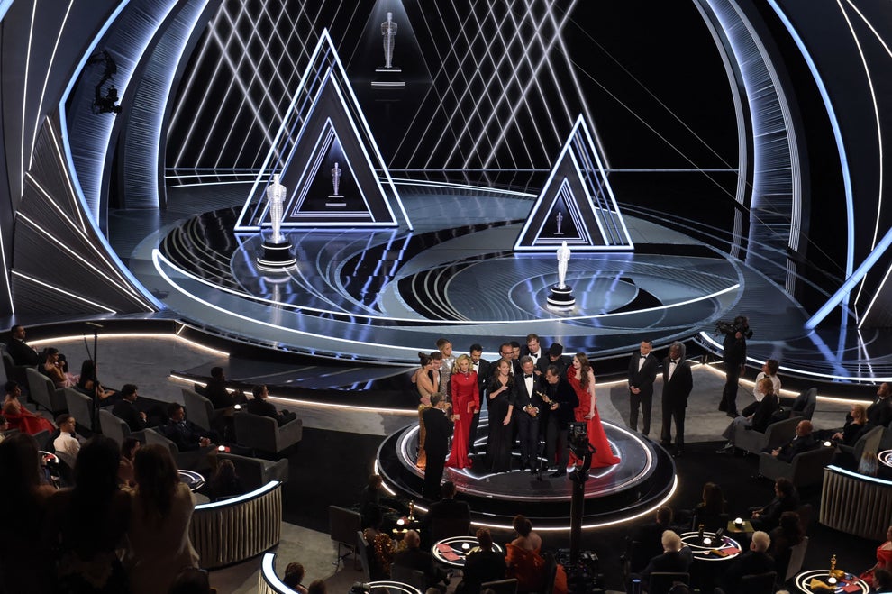 Important Moments From The 2022 Academy Awards That May Have Been ...