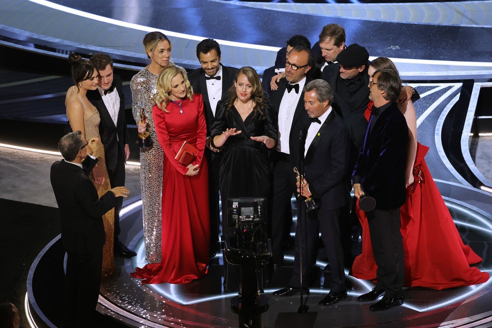 Important Moments From The 2022 Academy Awards That May Have Been ...