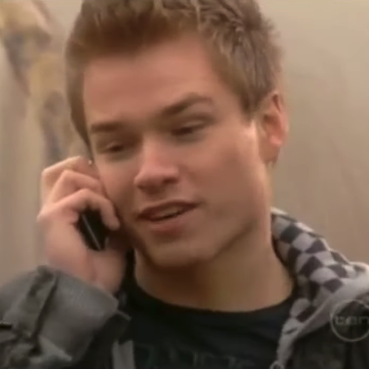Best And Weirdest "Neighbours" Storylines