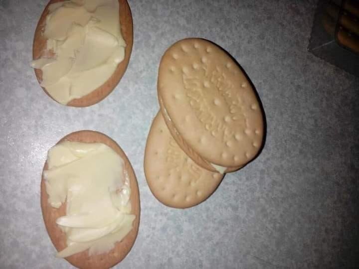 Cursed Australian Foods That Should Be Illegal