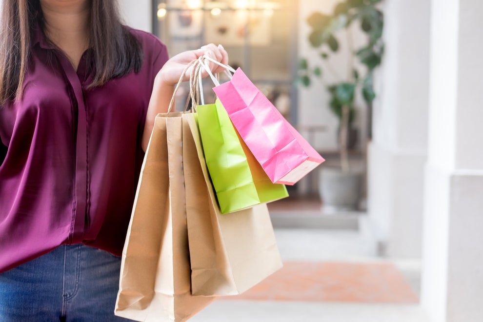 25 Subtle Signs Someone Is Extremely Rich