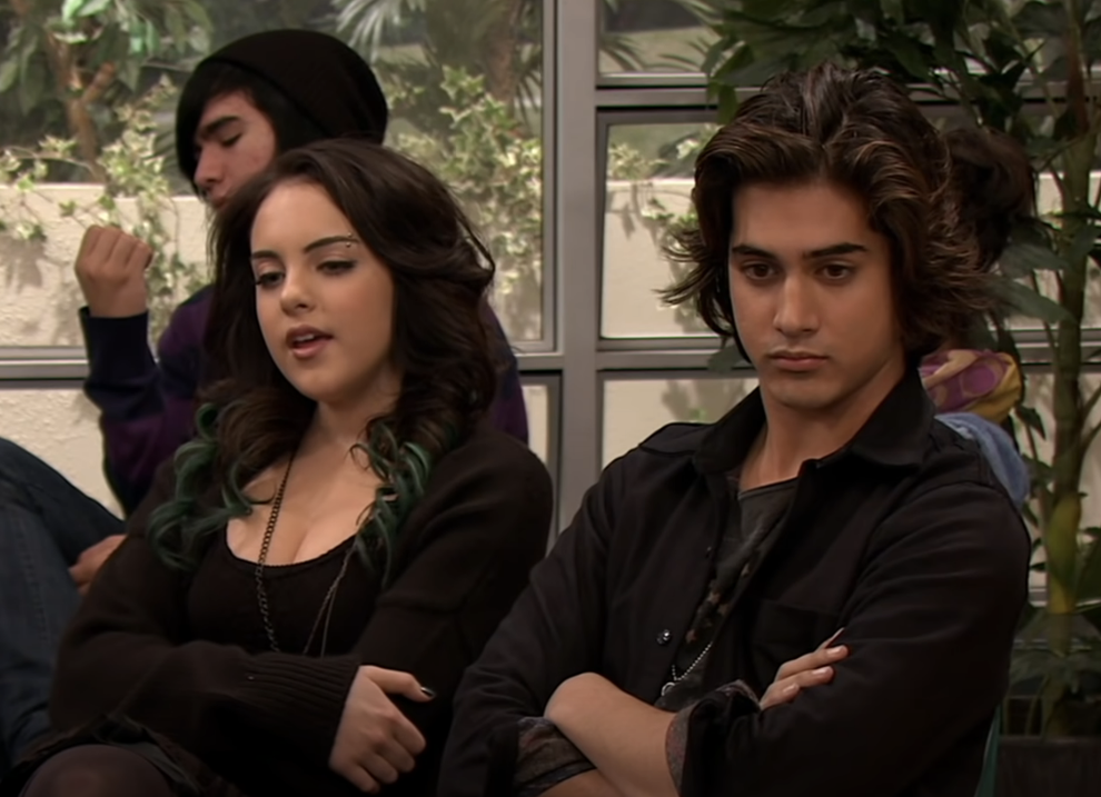 19 Fictional Couples People Love That Are Toxic