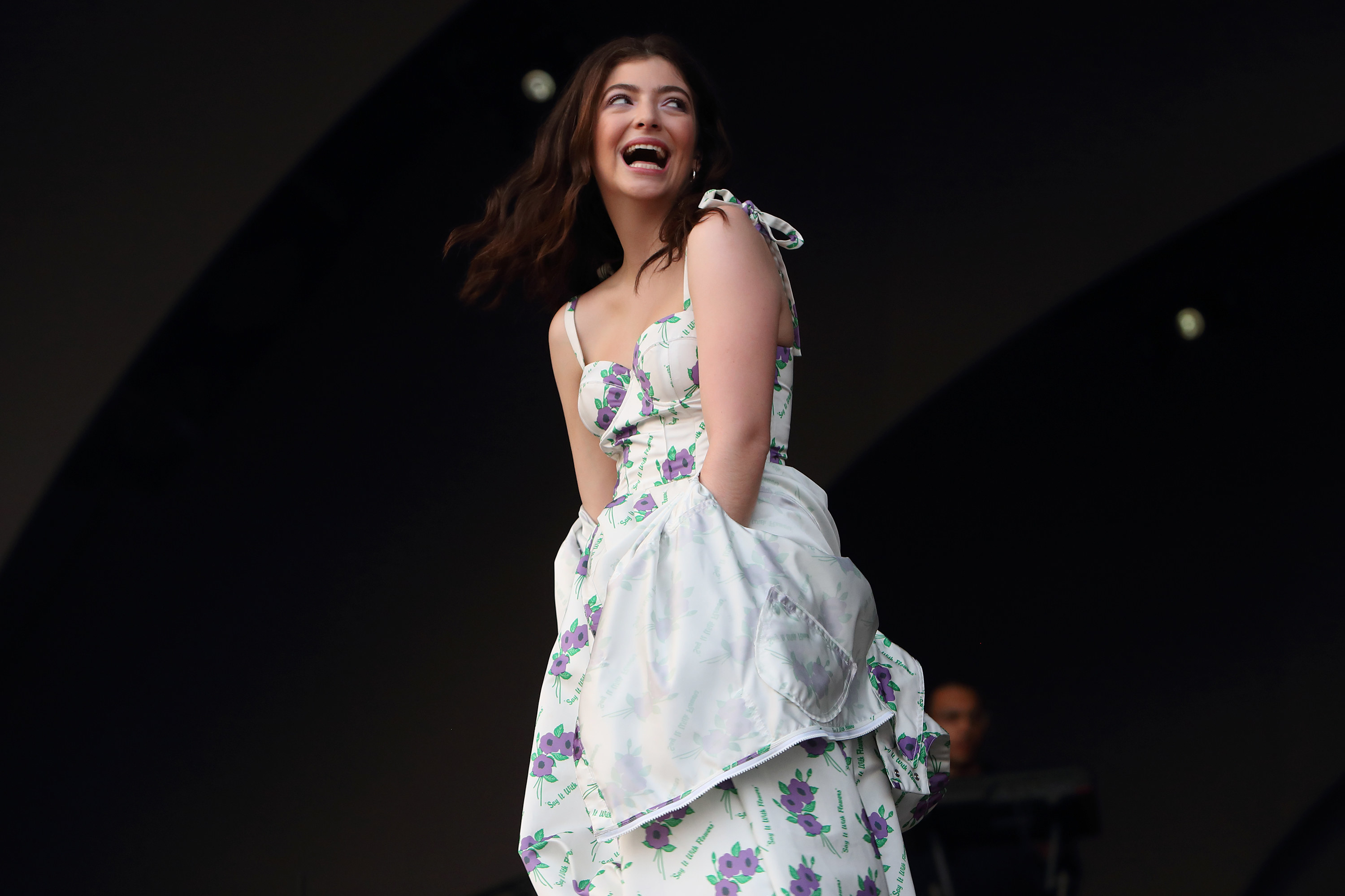 Lorde Explains Why She Shushed Her Crowd In Concert