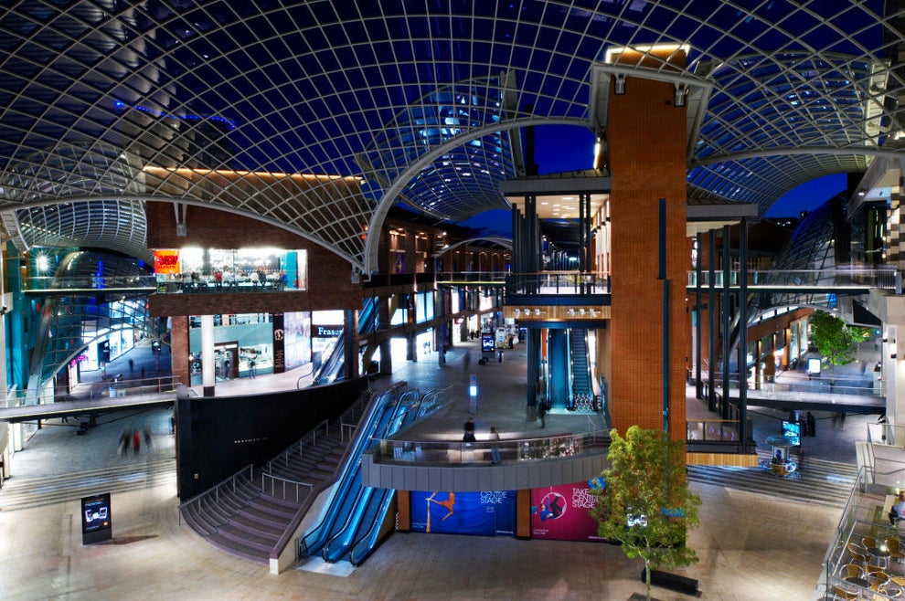 19 Pictures That Display How Wild Mall Culture Is