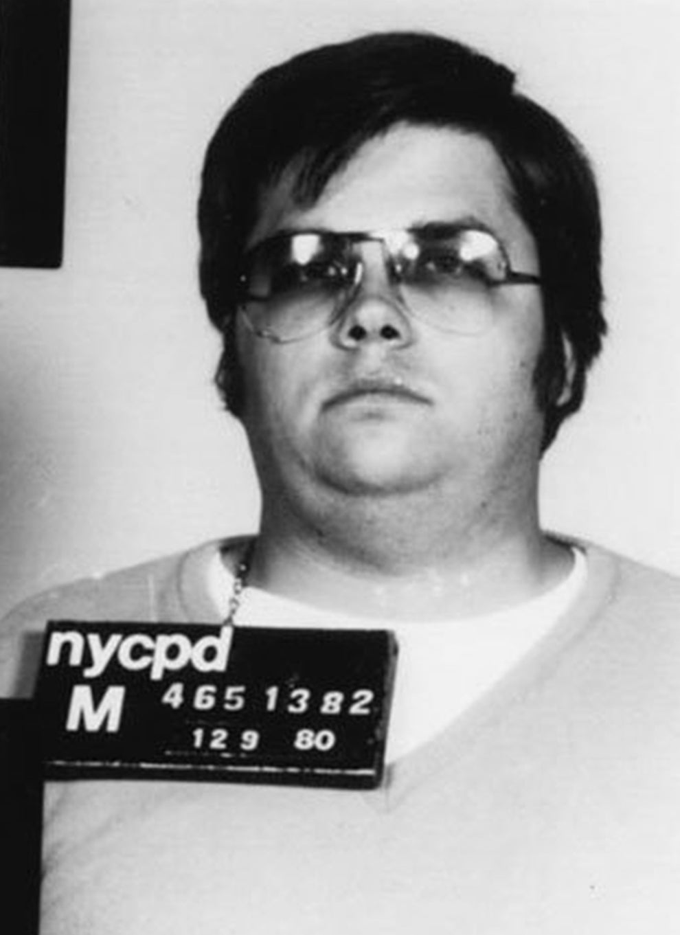 25 Actors Next To The Criminals They Played In Movies And TV