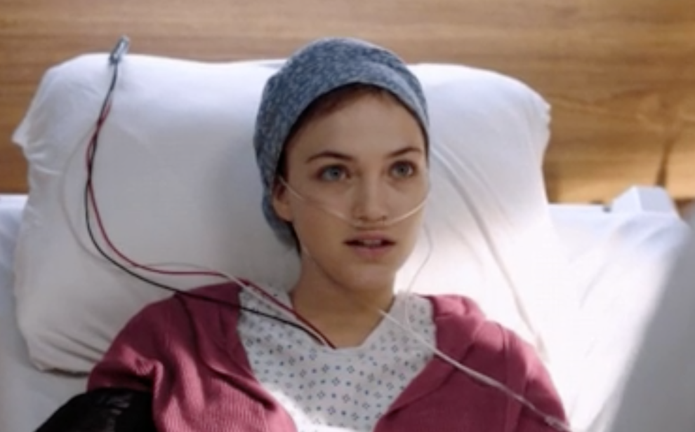 29 Stories From People Who Were Stuck In A Coma