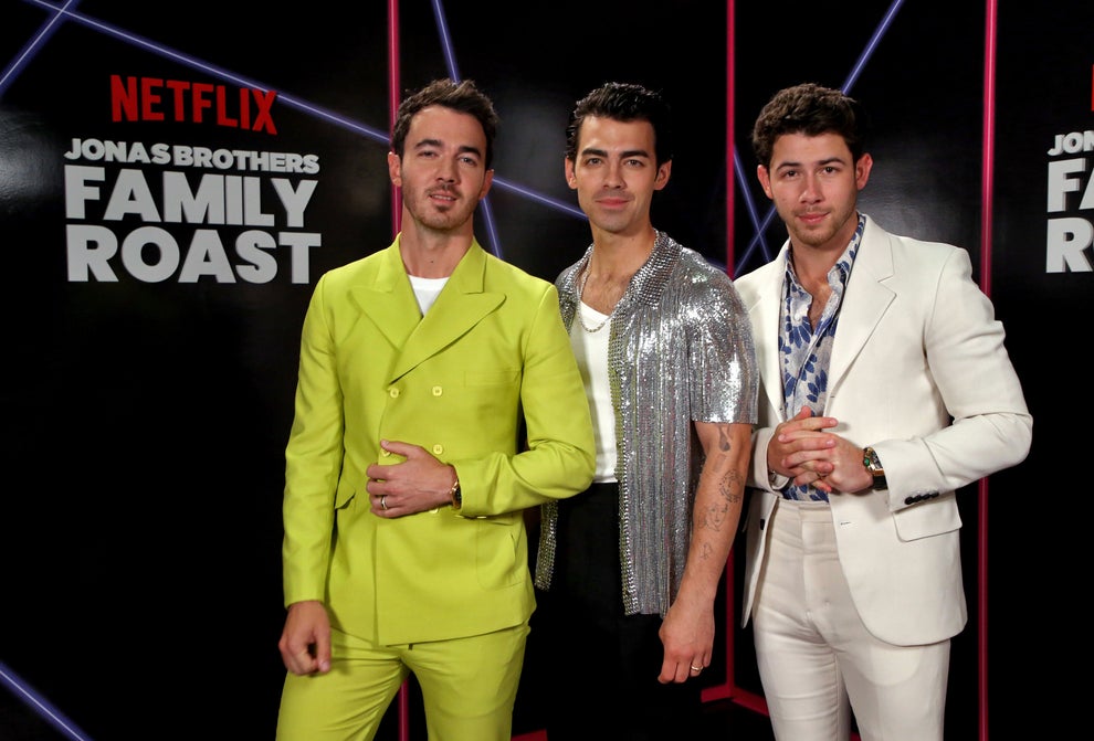 Joe Jonas Jokes About Obsession With Jonas Brothers’ Virginity, Purity ...