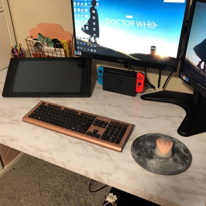 30 Gaming Desk Setup Upgrades To Level Up Your Look