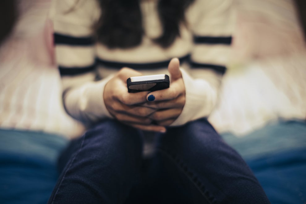 24 People Share How To Respond When A Friend Ghosts You