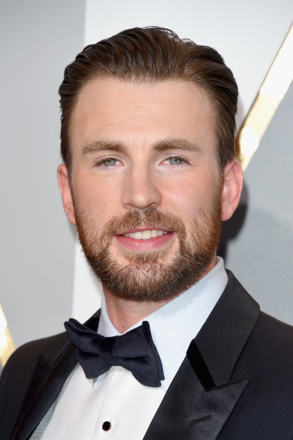 17 Of Chris Evans' Best Red Carpet Fits Over The Years